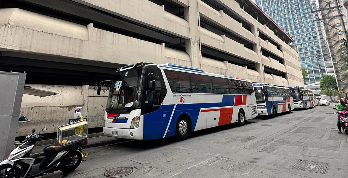 Fox Travel - Van, Coaster, and Tourist Bus Rental Services